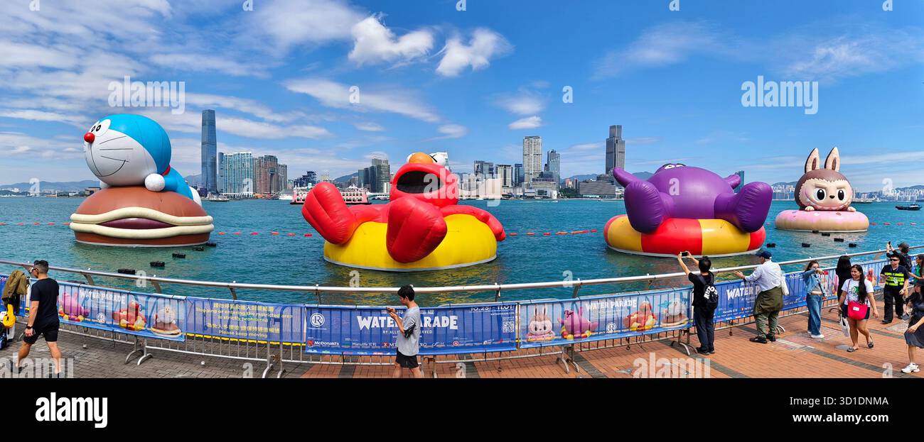 Giant inflatable anime sculpture hi-res stock photography and images ...