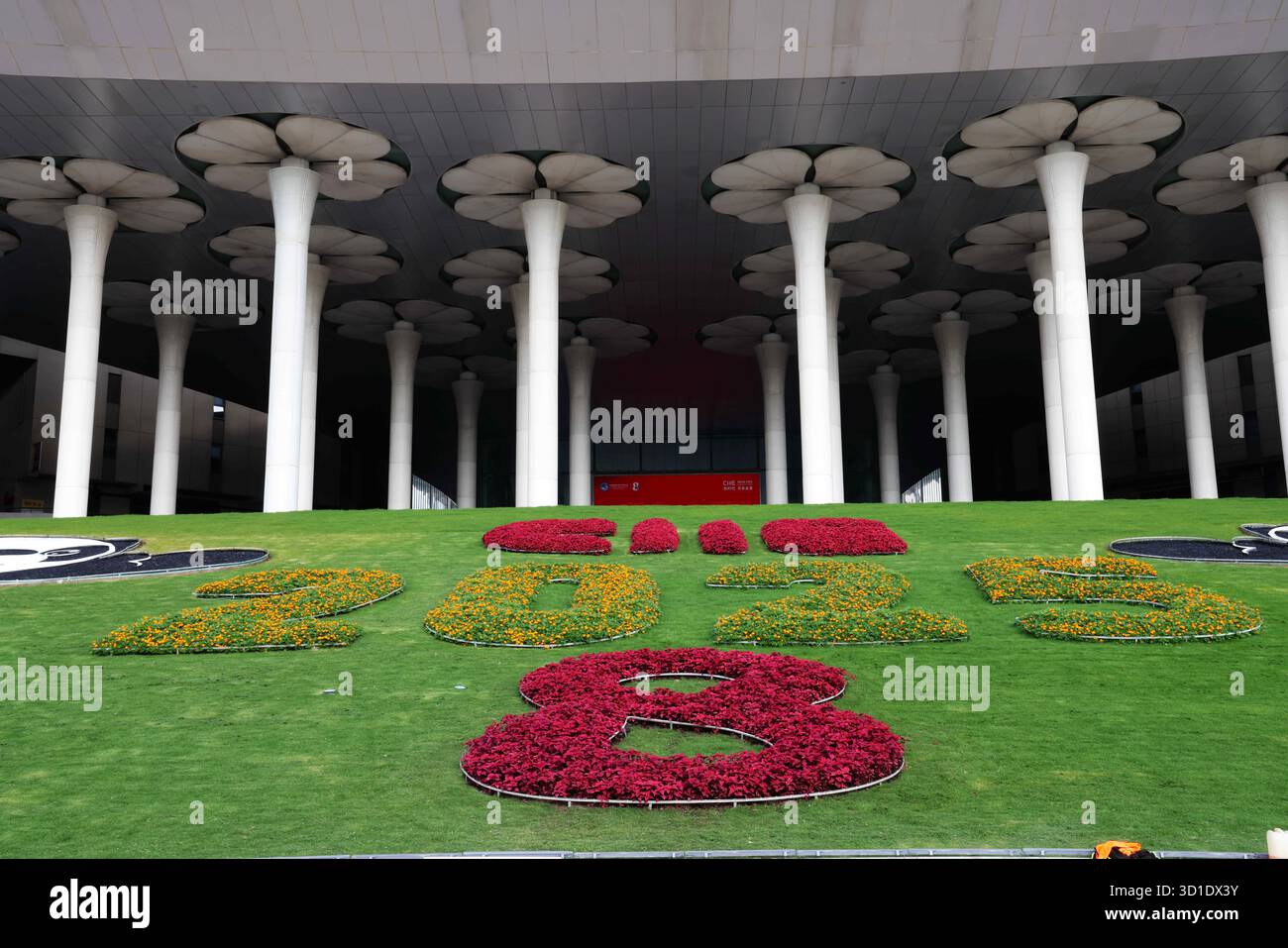 Bright-colored flowers beautify the south square of the National ...