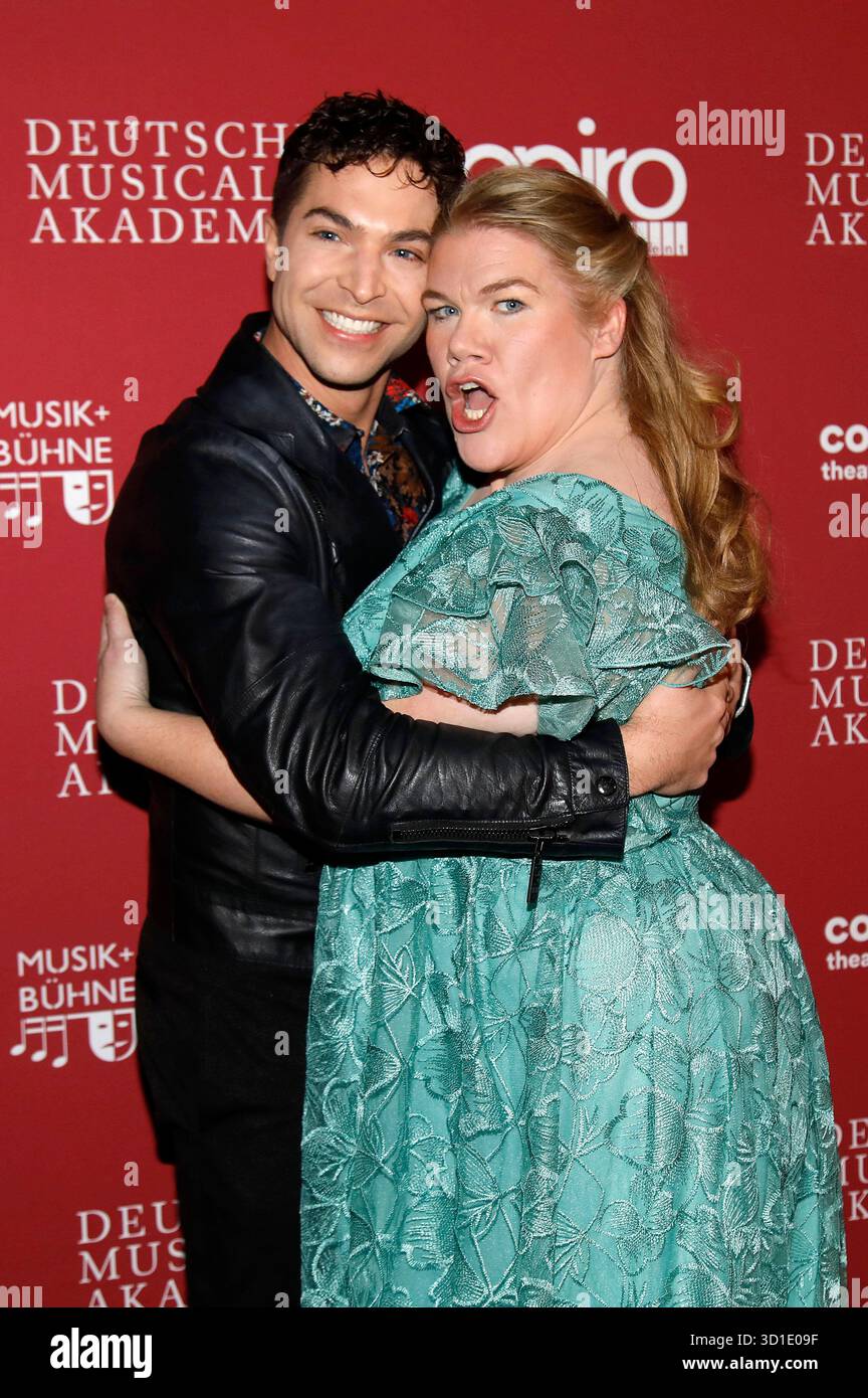 Julian David und Gisa Flake bei der Verleihung des Deutschen Musical ...