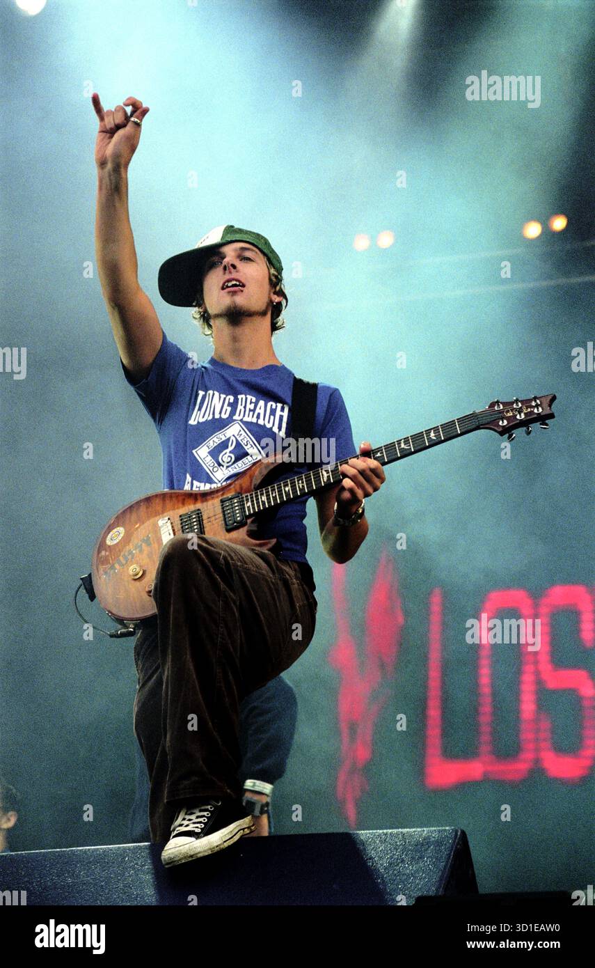 LOSTPROPHETS, RADIO ONE LIVE, 2002: Lee Gaze the lead guitarist of ...