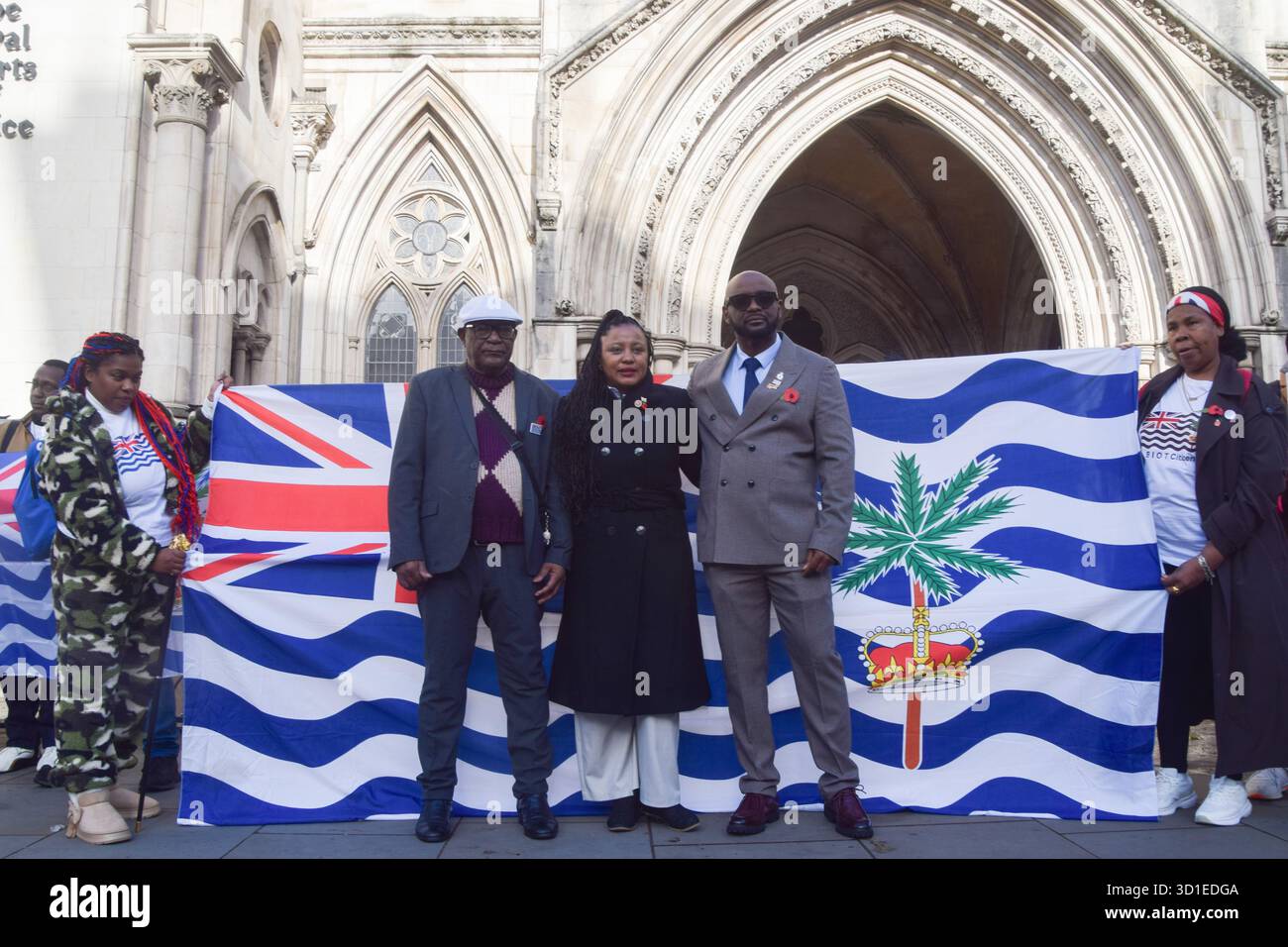 October 28, 2025, London, England, United Kingdom: LOUIS MISLEY ...