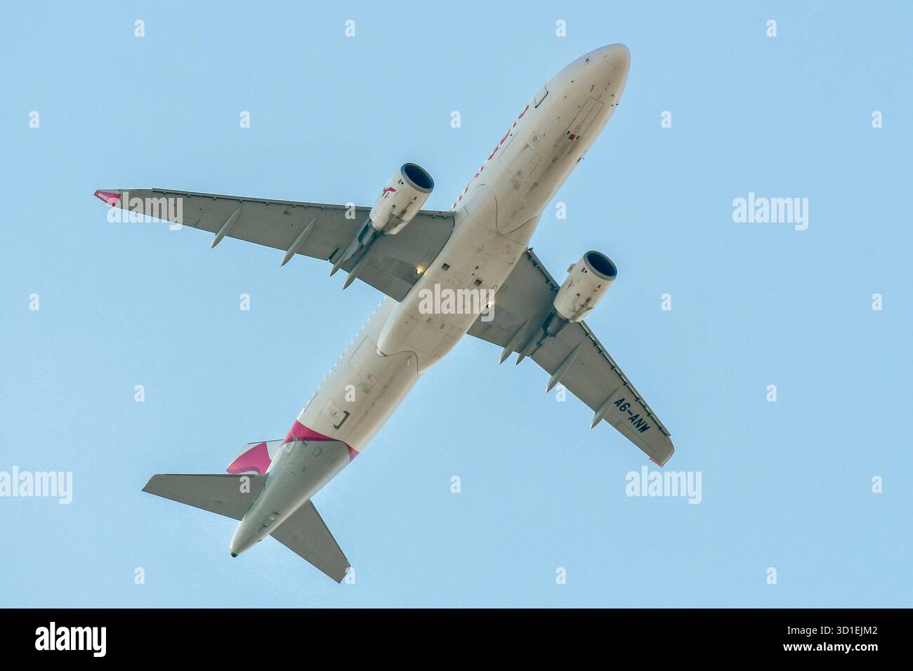 Cairo, 2020: A6-ANW Airbus A320-200 of Air Arabia Abu Dhabi flying over ...