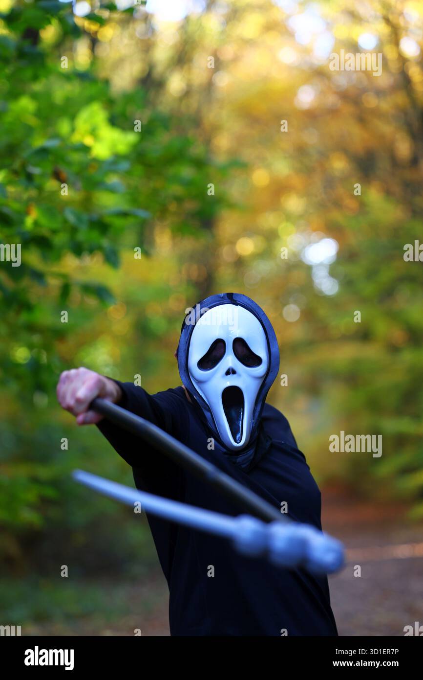 Character in forest hi-res stock photography and images - Alamy