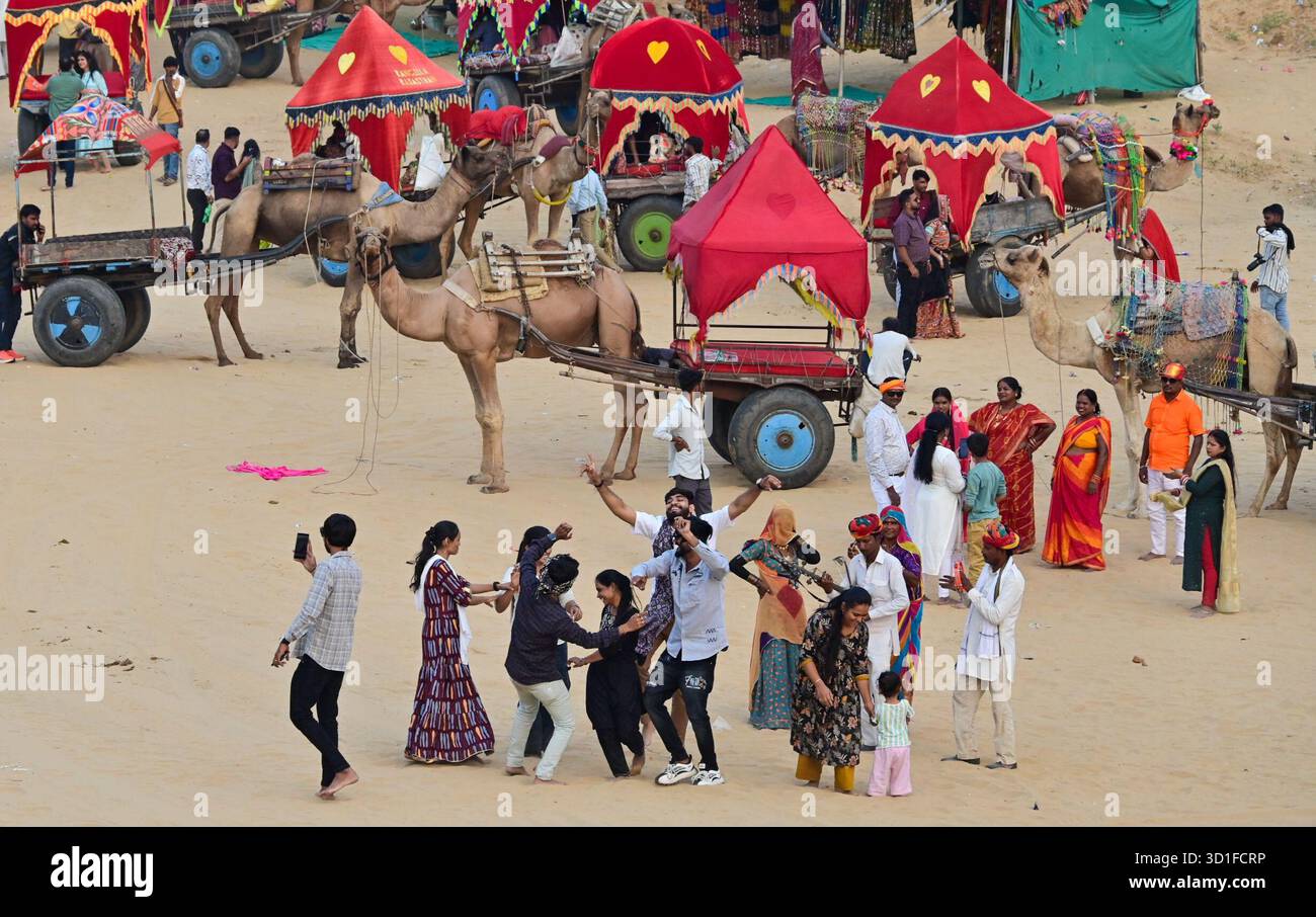 Annual Camel Fair in Pushkar, shows thousands of livestock traders from ...