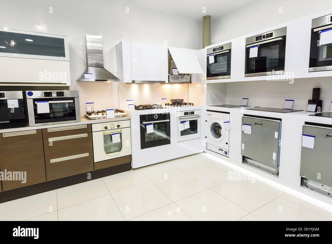 Gas stoves electric ovens hi-res stock photography and images - Alamy