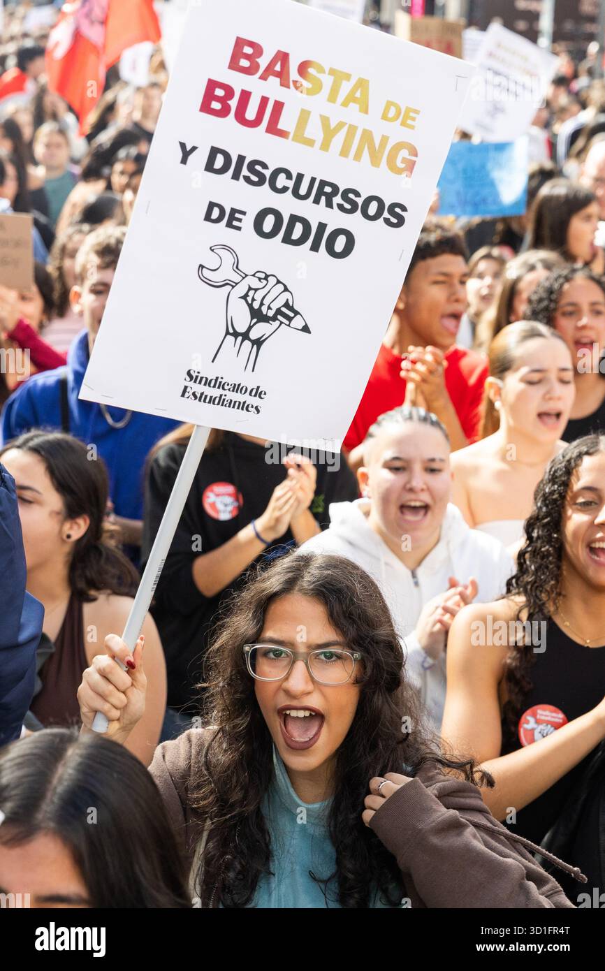 October 28, 2025, Madrid, Madrid, Spain: Thousands of students are ...