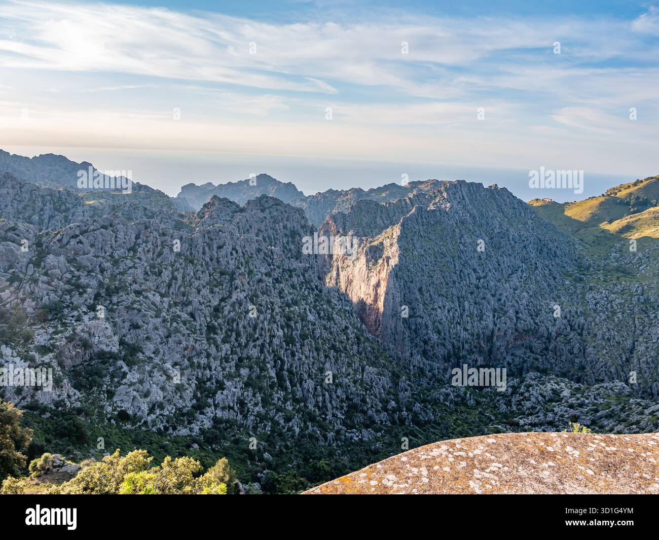 Serra de Tramuntana, Mallorca breathtaking mountain landscape with ...