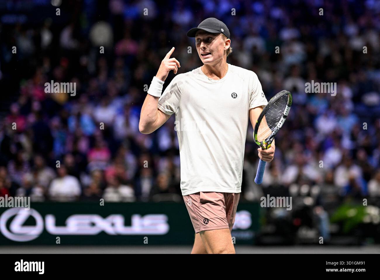 Ethan quinn tennis hi-res stock photography and images - Alamy