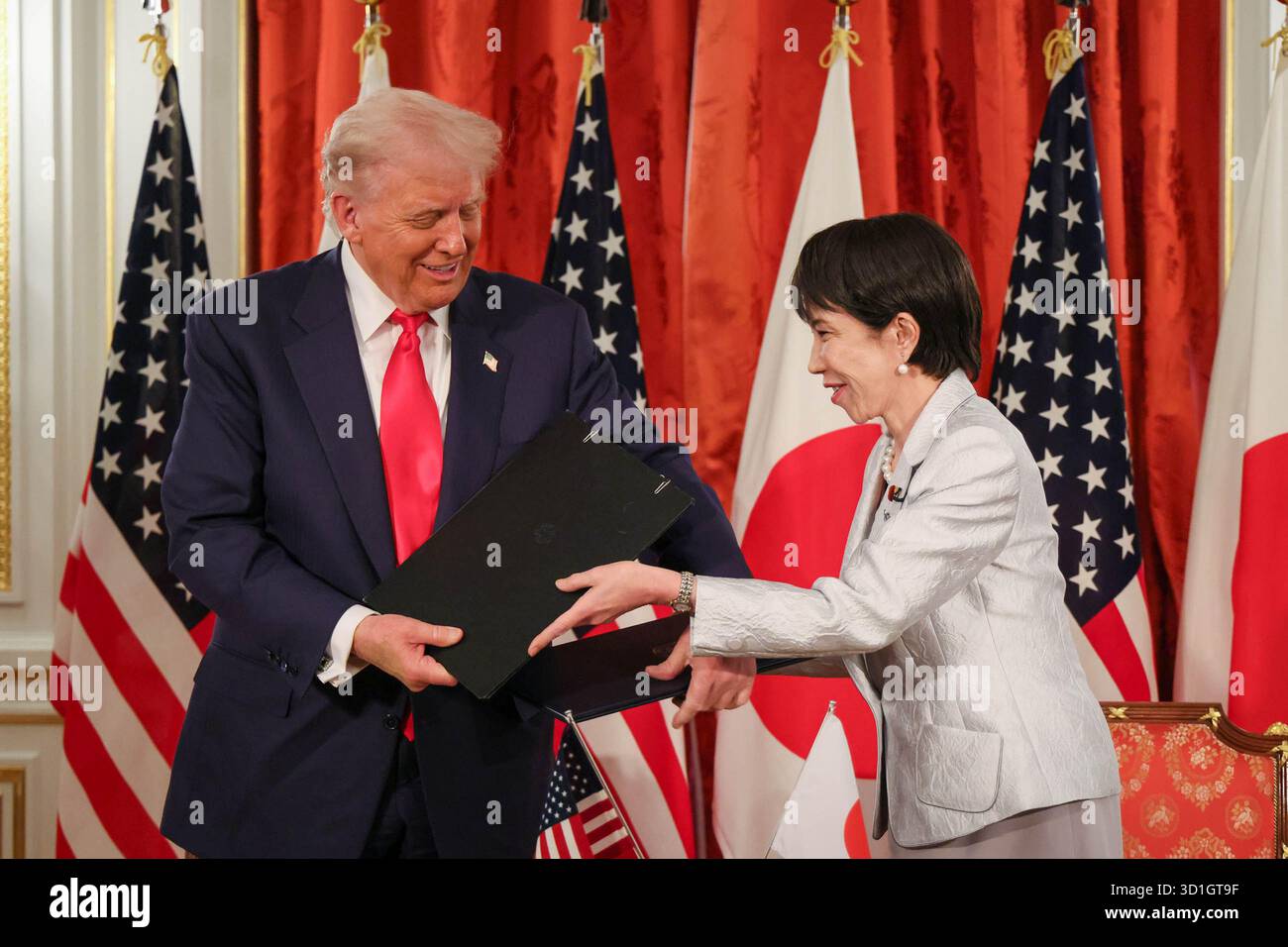 Sanae takaichi japanese minister hi-res stock photography and images ...