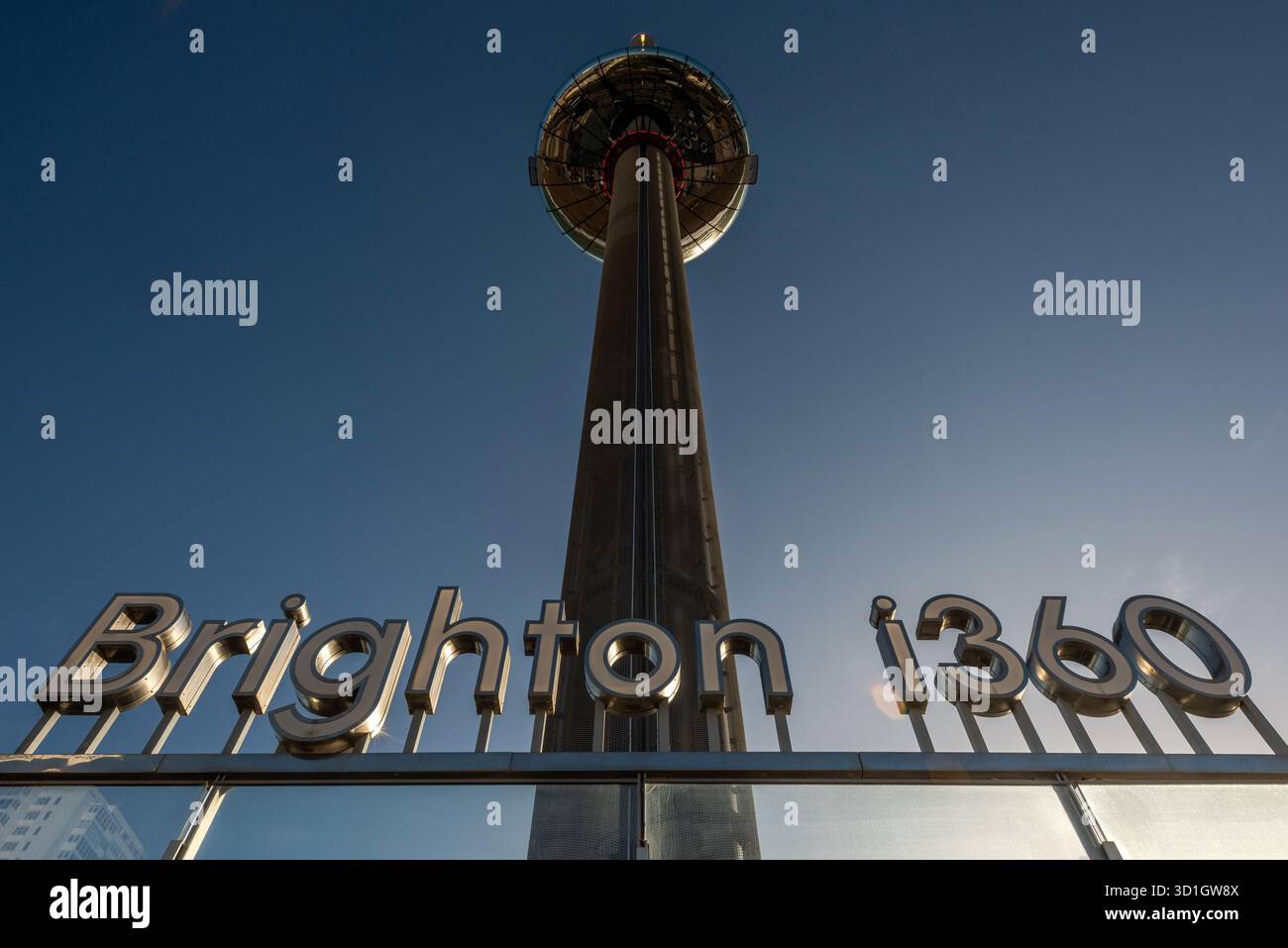 Brighton, October 28th 2025: The Brighton i360 Stock Photo - Alamy