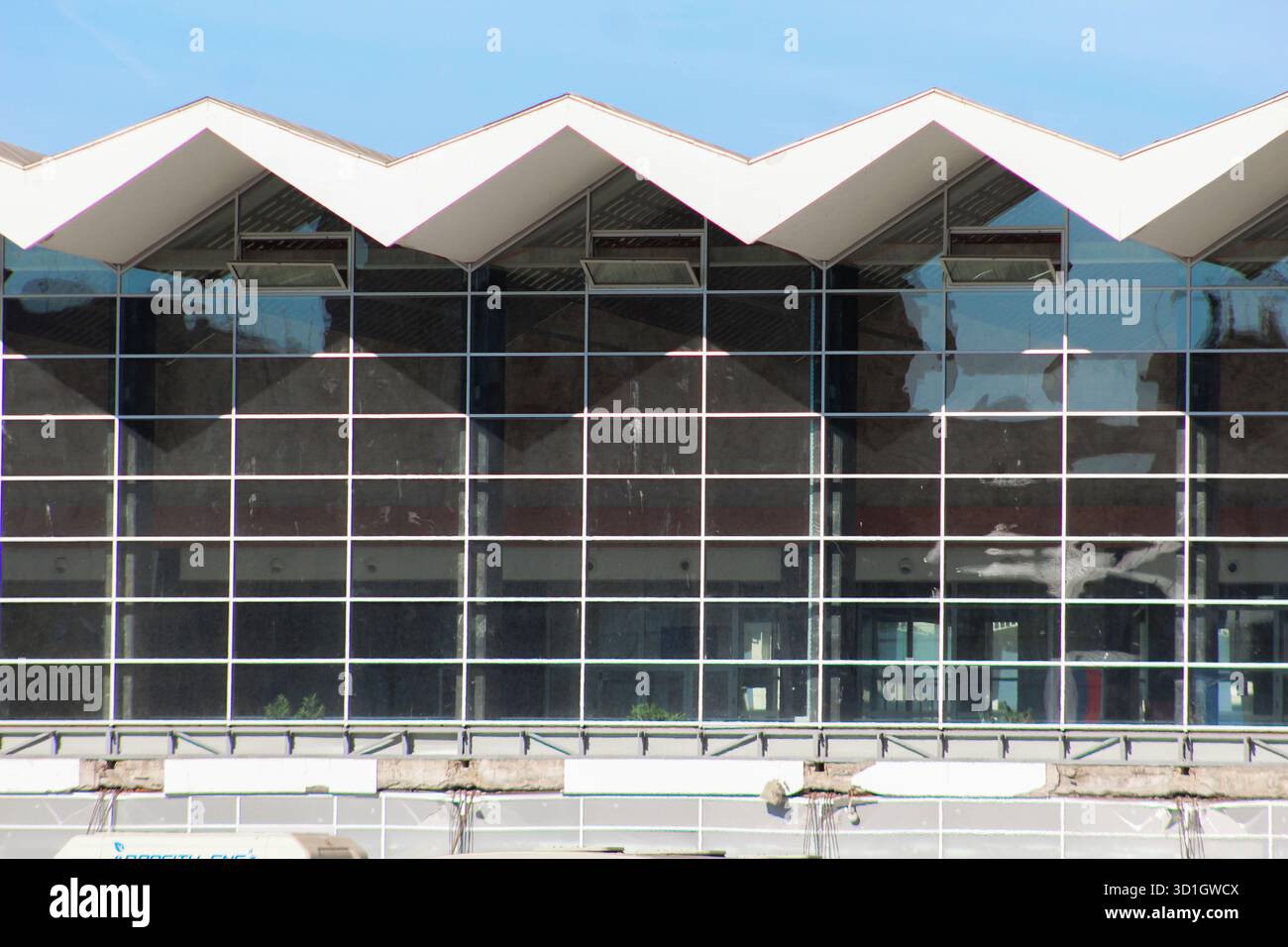 Photo showing the main part of the Novi Sad railway station with its ...