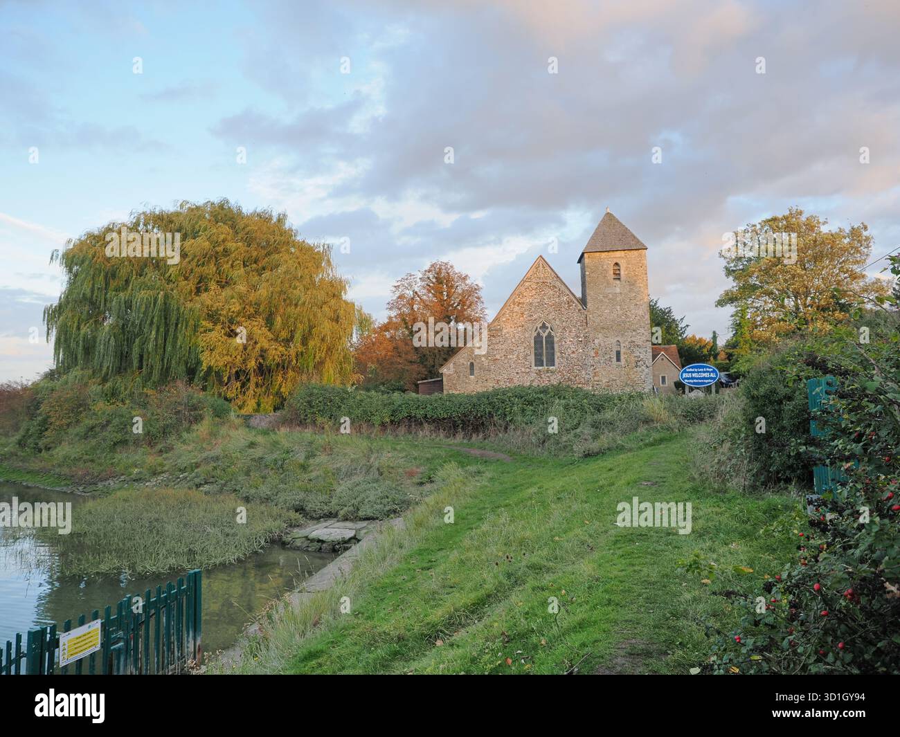 Lower Halstow, Kent, UK. 28th Oct, 2025. National historic ship Ethel ...