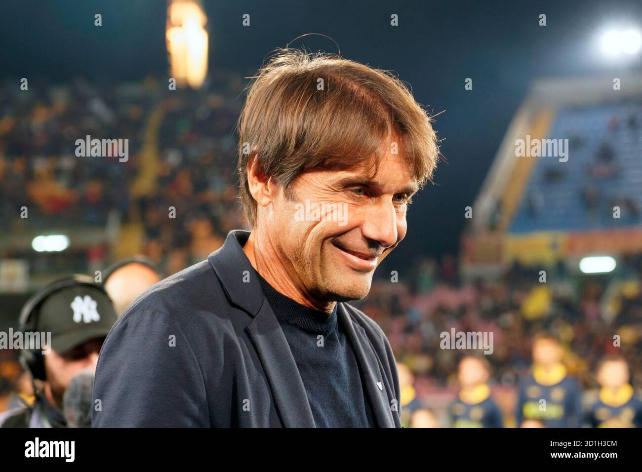 coach Antonio Conte of SSC Napoli during US Lecce vs SSC Napoli ...