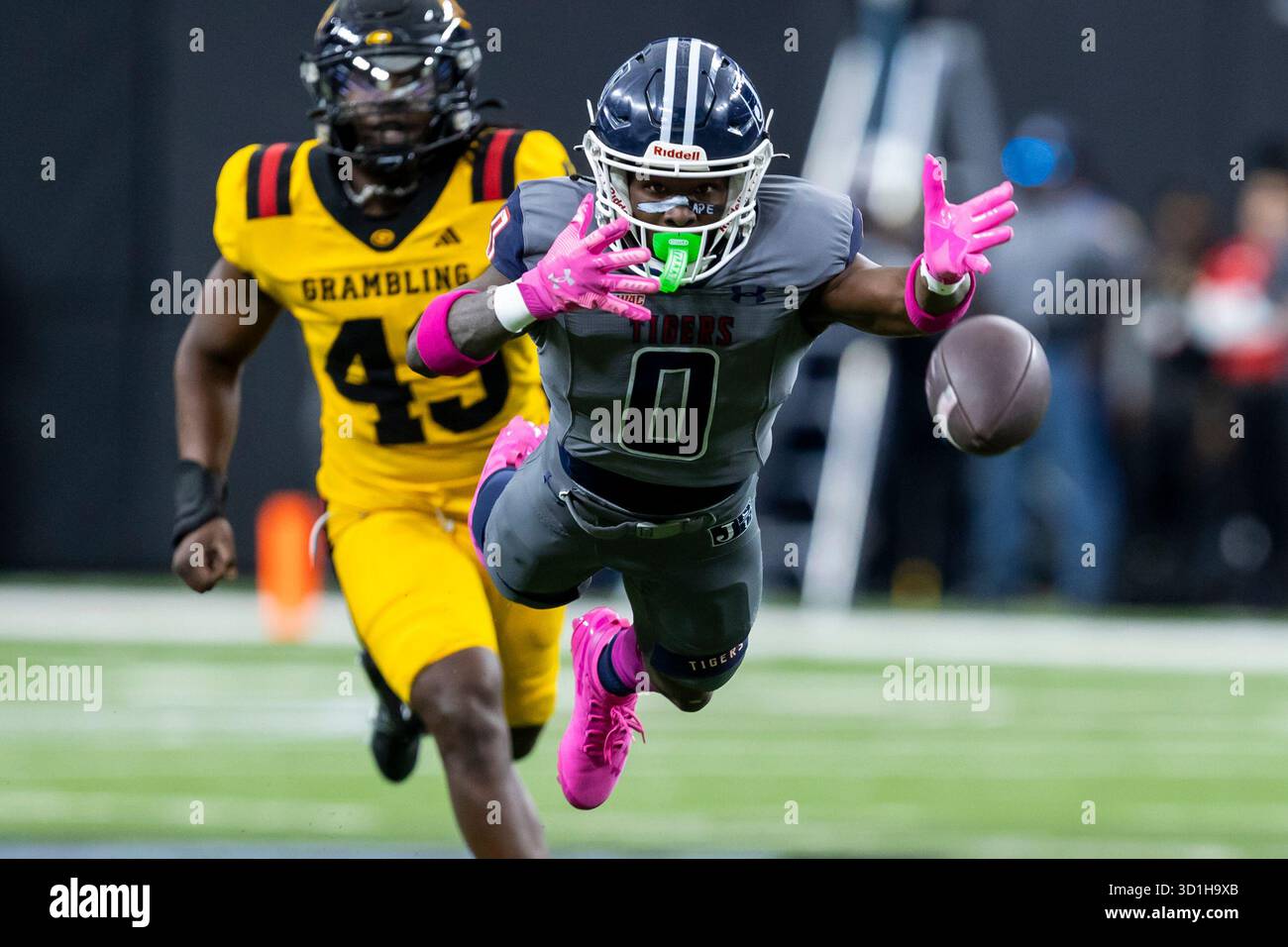LAS VEGAS, NV - OCTOBER 25: Jackson State running back Travis Terrell ...