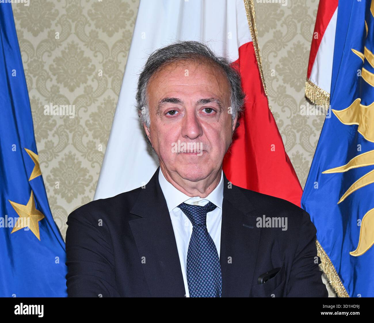 Milan, Italy A FIBER FIT FOR THE OLYMPICS Presentation of the ...