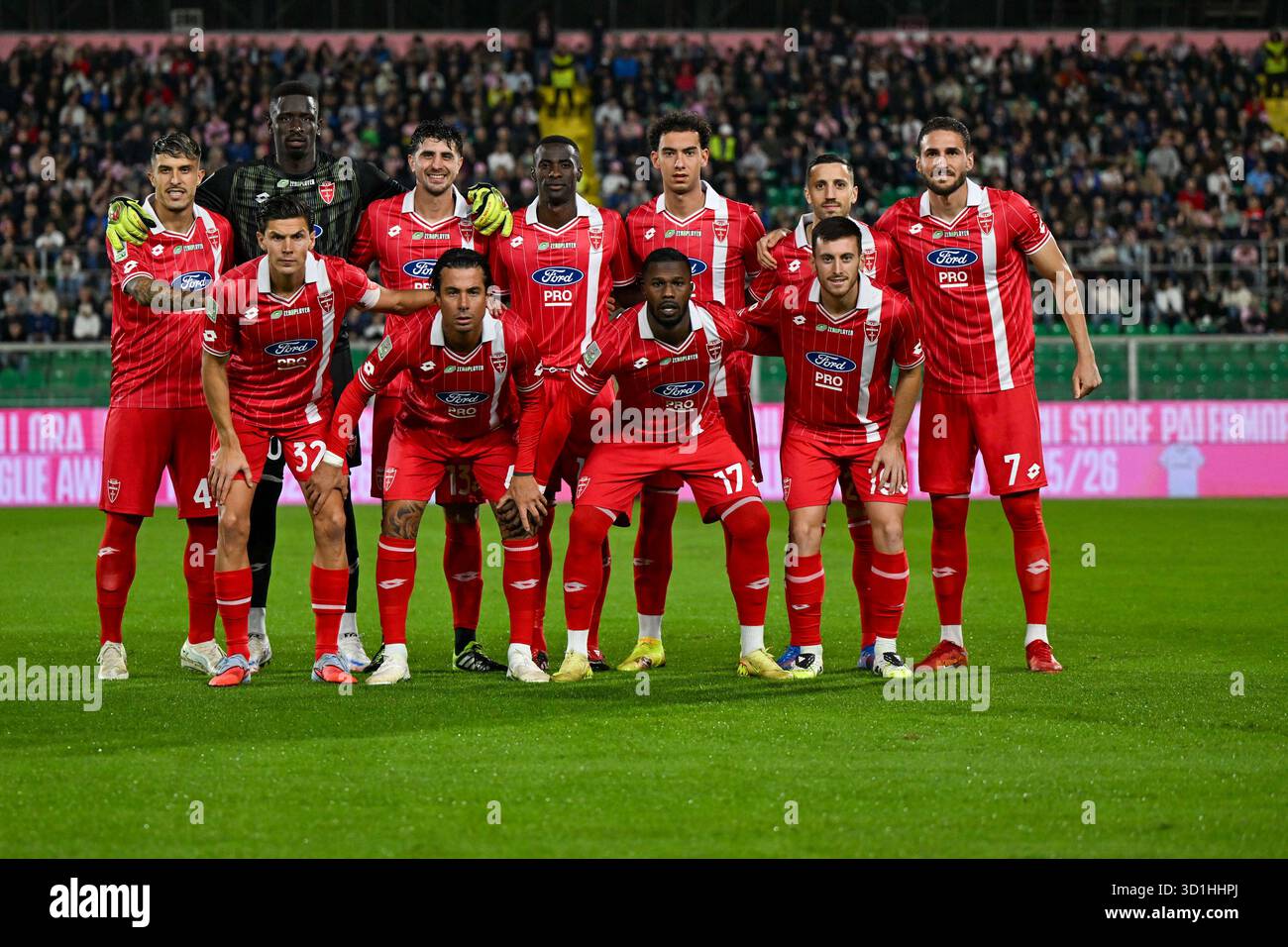 A. C. Monza for team photo lined up during the Italian Serie BKT match ...