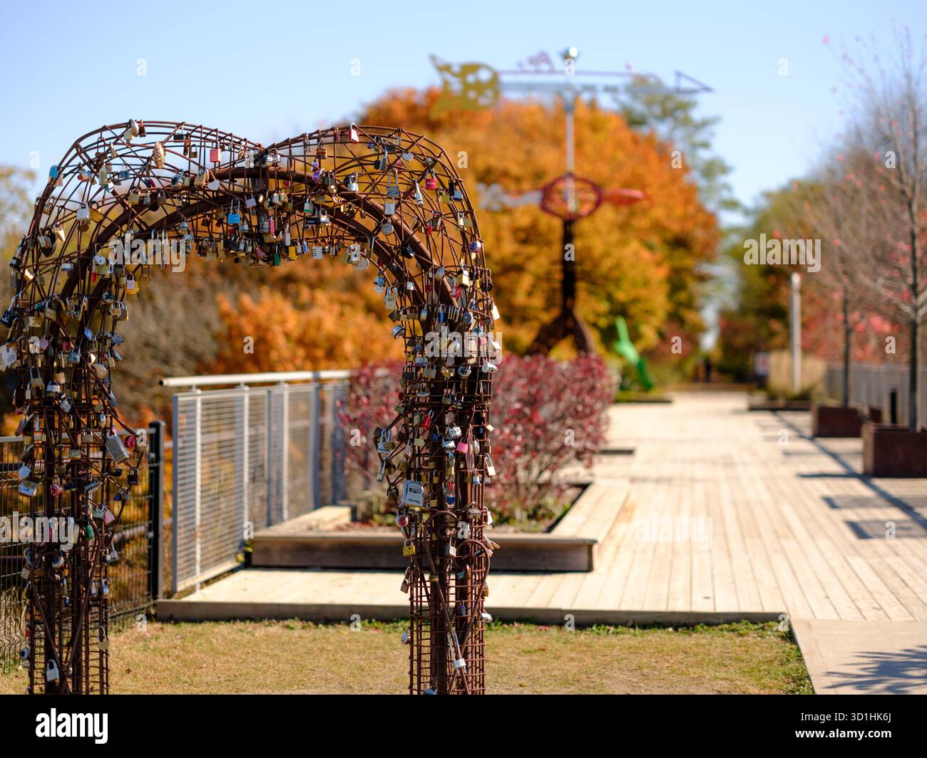 The first of its kind in Canada, the St. Thomas Elevated Park is ...