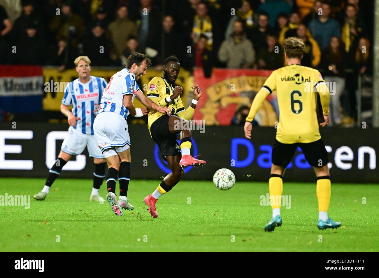 VENLO , 28-10-2025 , Stadium de Koel , season 2025 / 2026 , Dutch KNVB ...