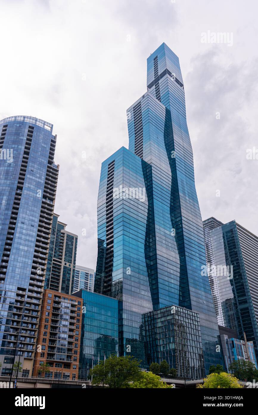 Chicago, IL - Sept. 20, 2025: The third tallest building in the Chicago ...