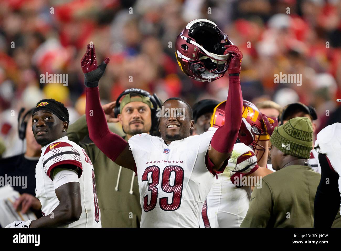 Washington Commanders safety Jeremy Reaves (39) celebrates a Commanders ...