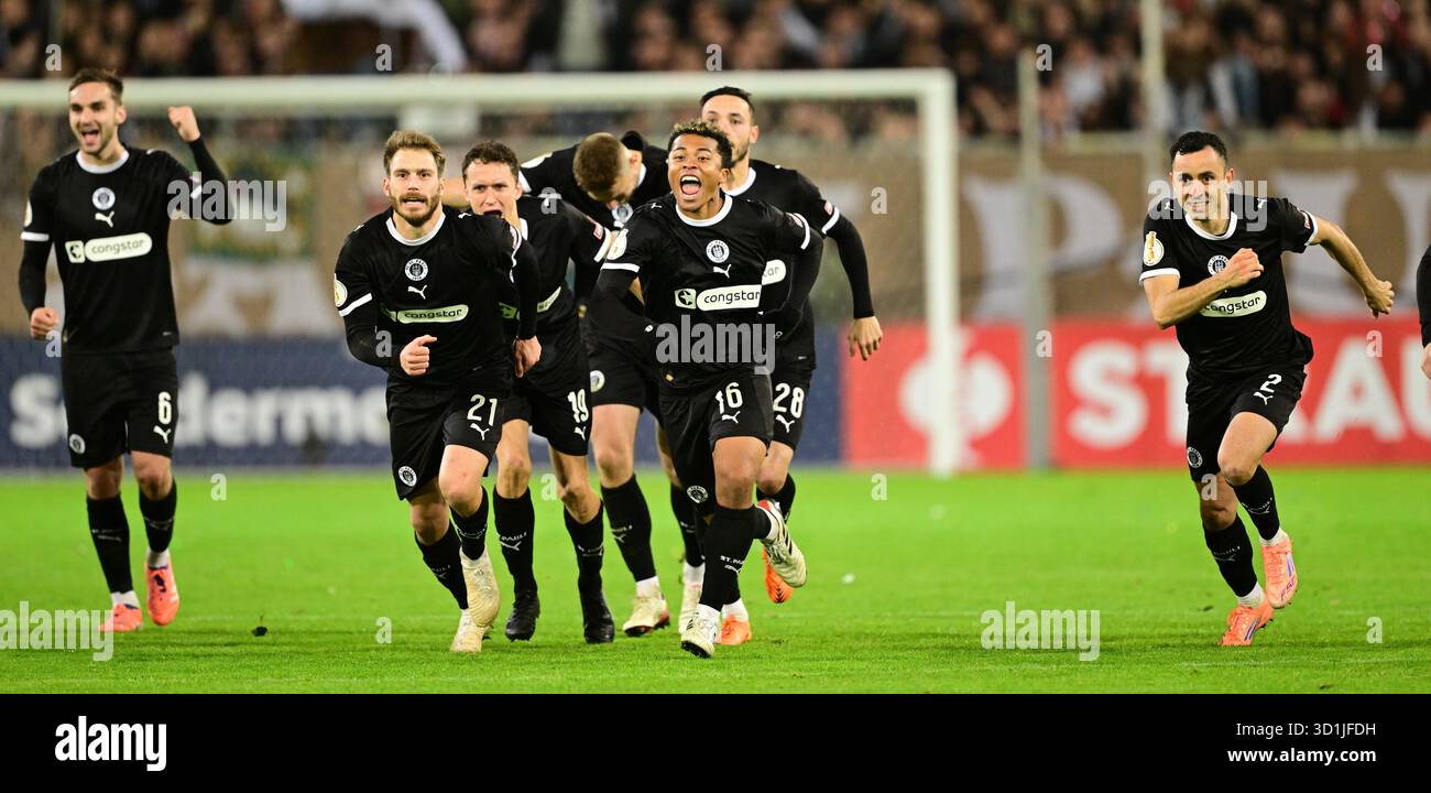 Final celebration of Team St. Pauli after goalkeeper Ben Voll (St ...