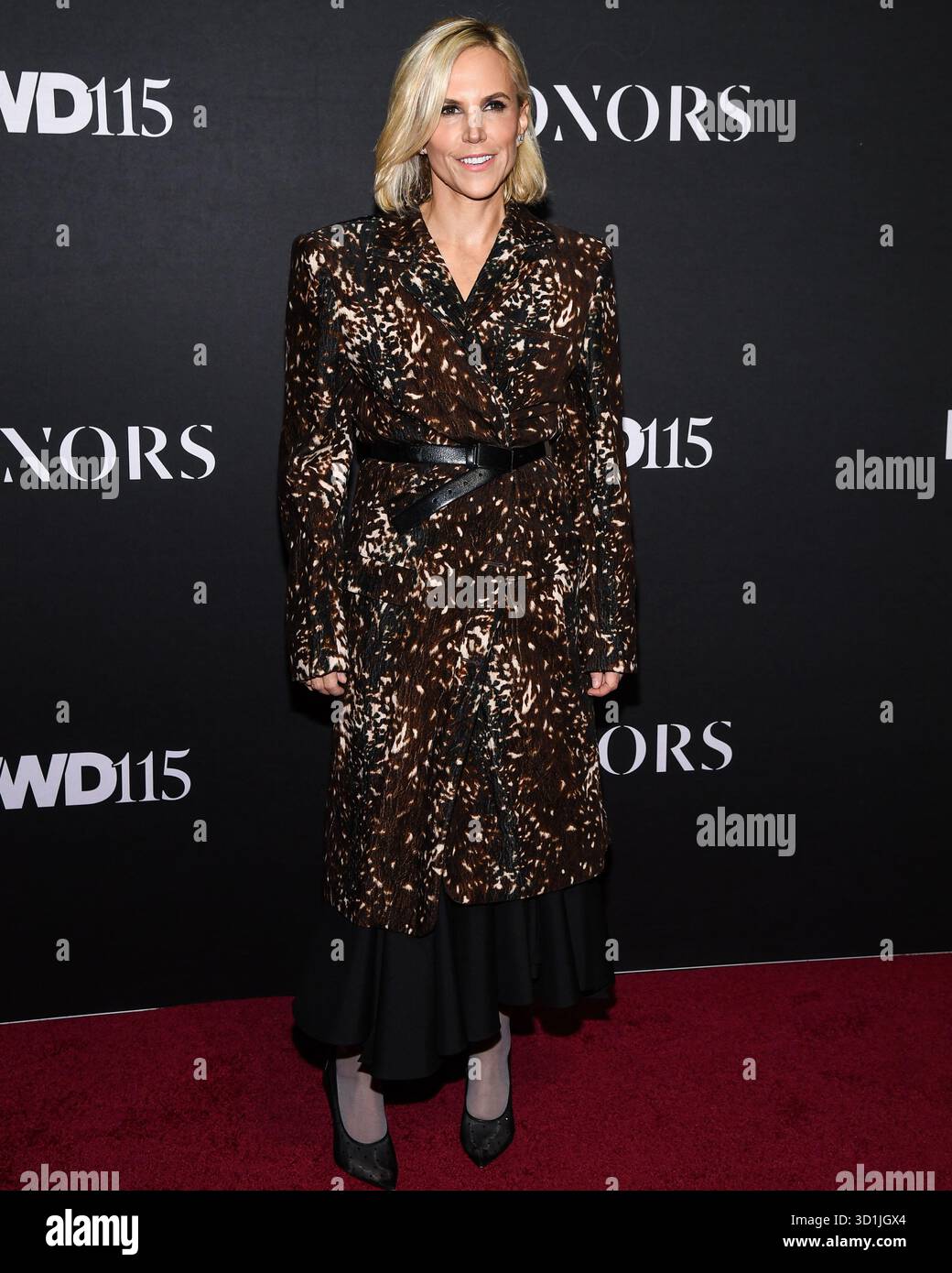 Tory Burch walking on the red carpet at WWD Honors 115th Anniversary ...