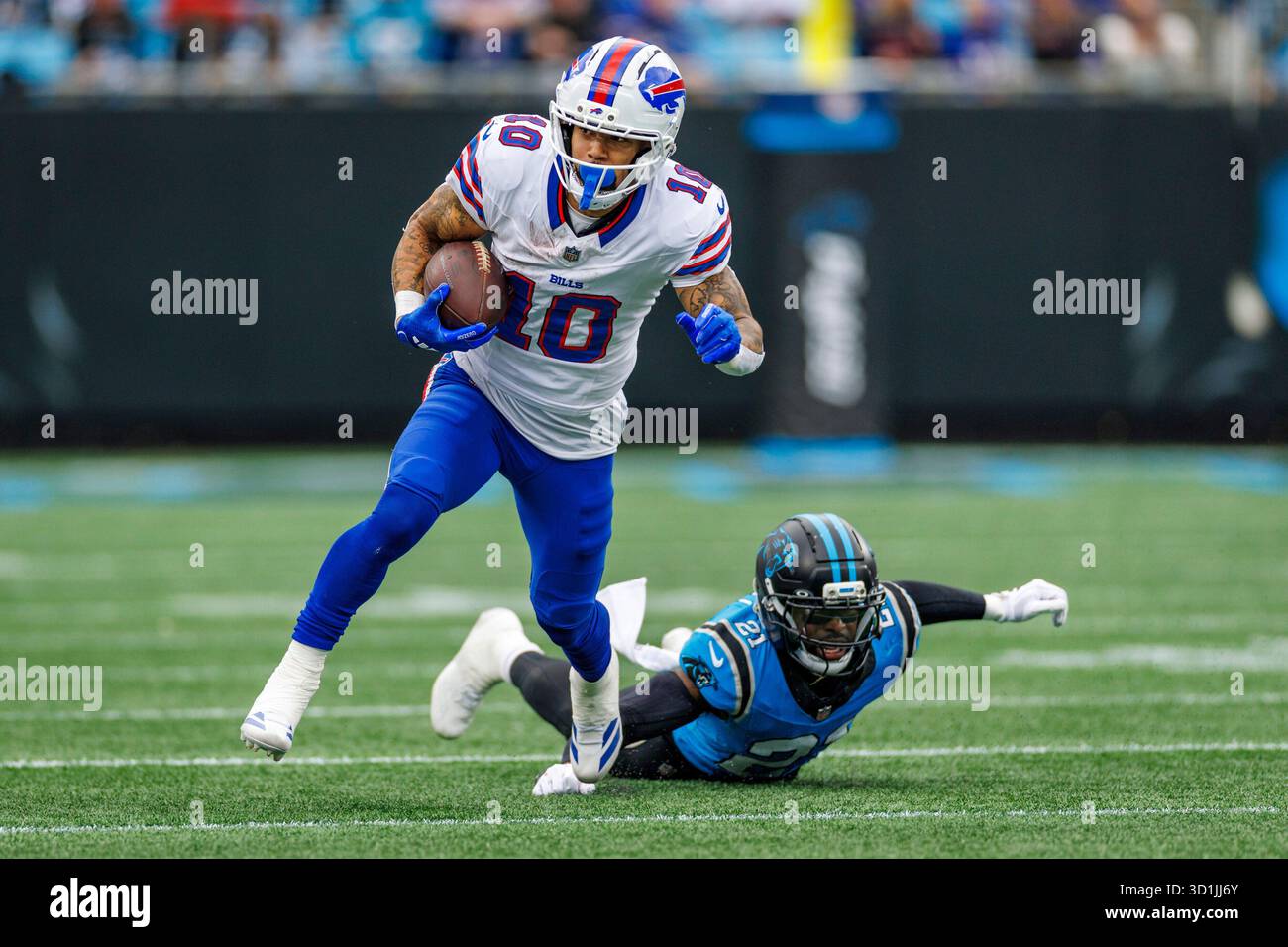 Buffalo Bills wide receiver Khalil Shakir (10) breaks the tackle by ...