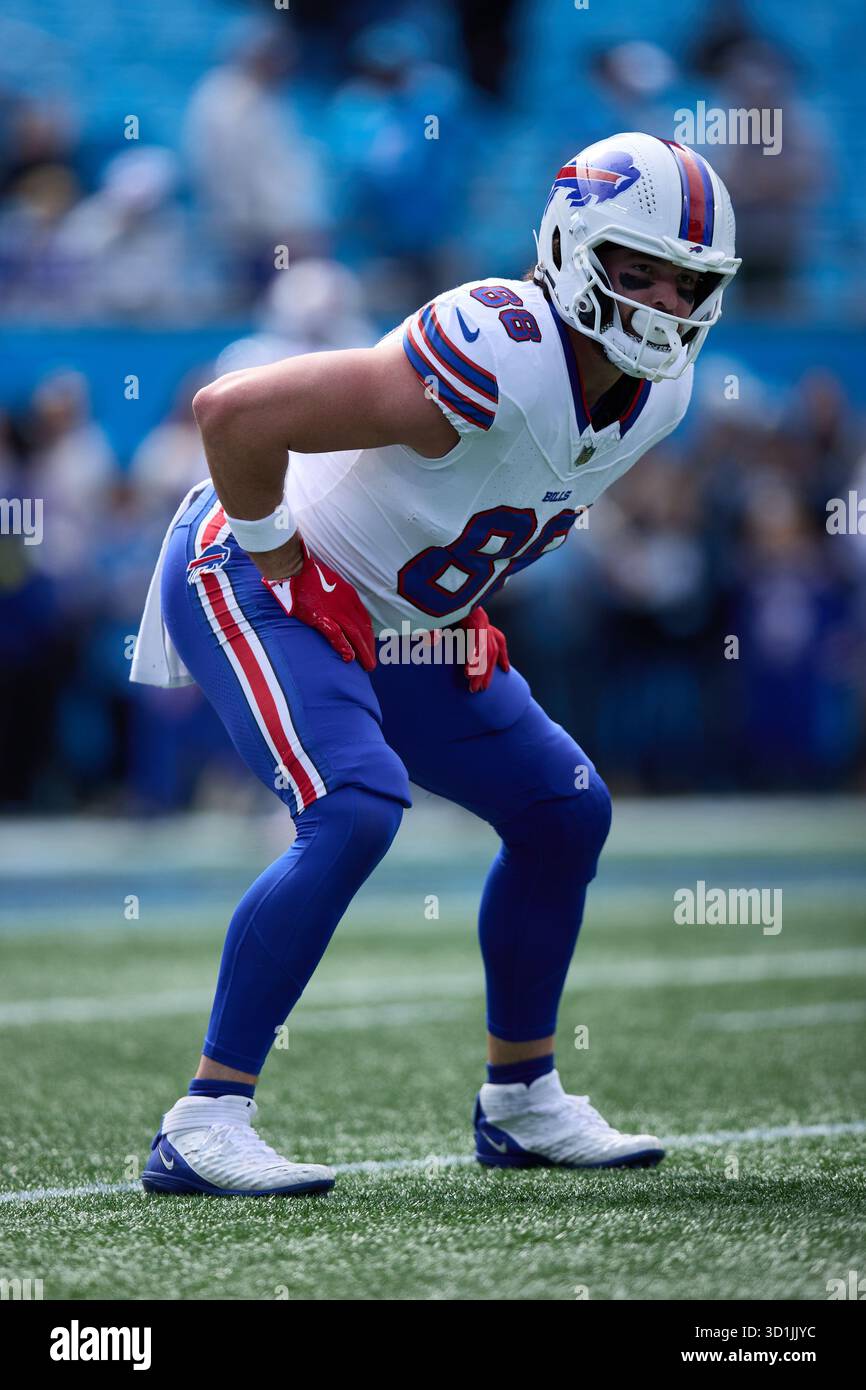 Buffalo Bills tight end Dalton Kincaid (86) warms up prior to an NFL ...