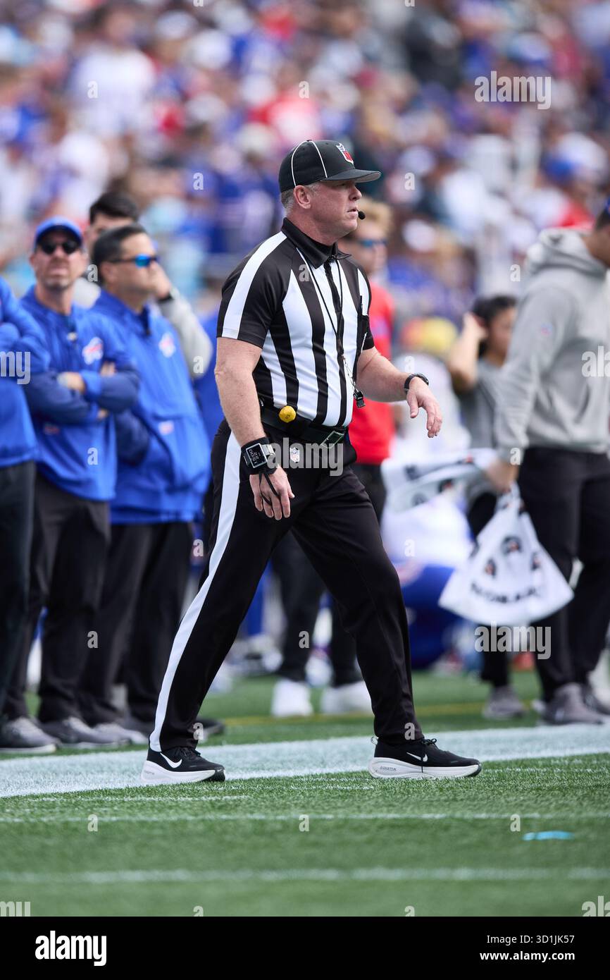 Down judge Danny Short (113) at work during an NFL football game ...