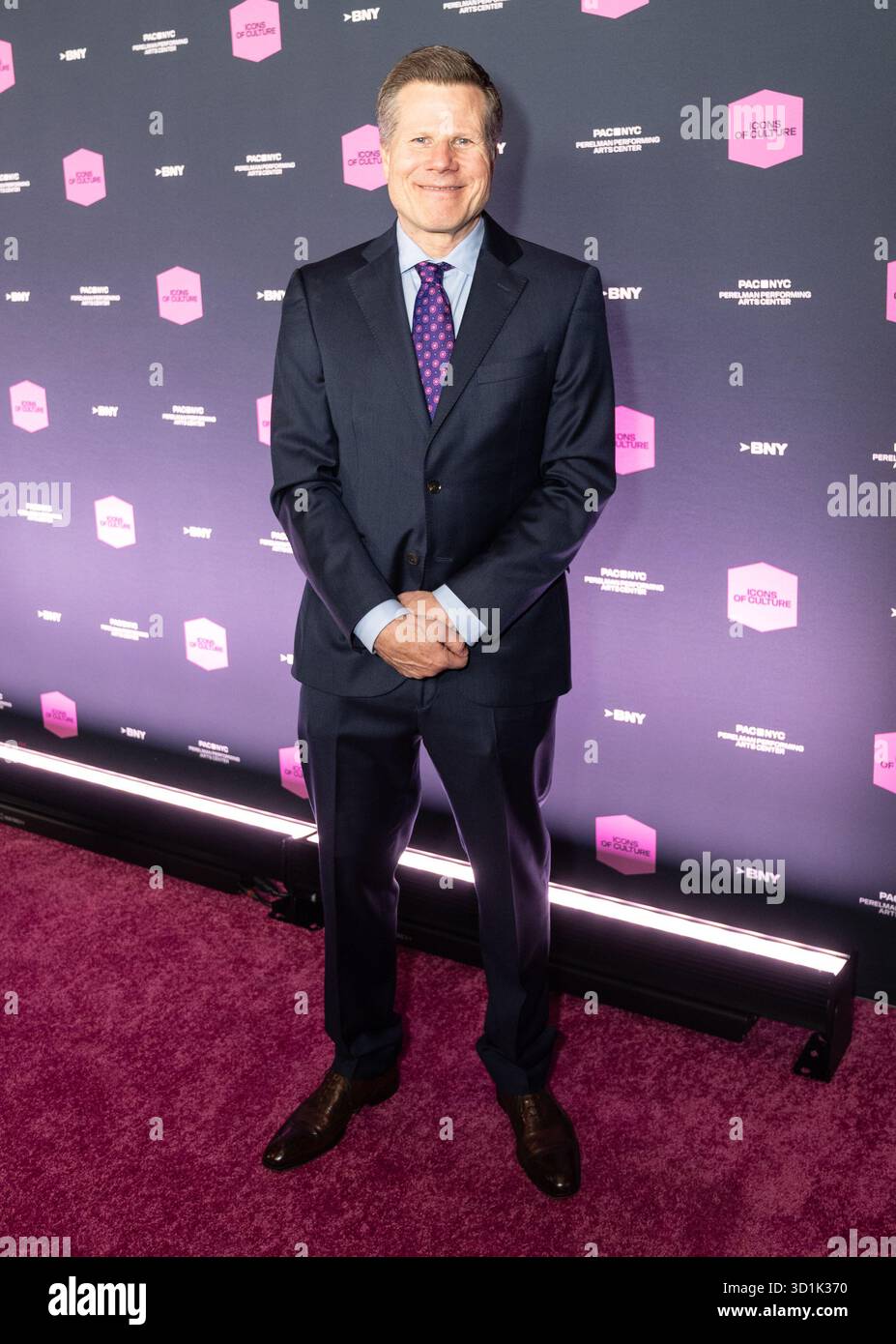 Bill Rauch attends 2025 PAC NYC Icons of culture gala at Perelman ...