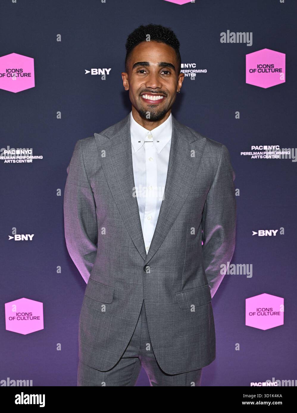 Jonathan Burke attends the PAC NYC Icons of Culture Gala at Perelman ...