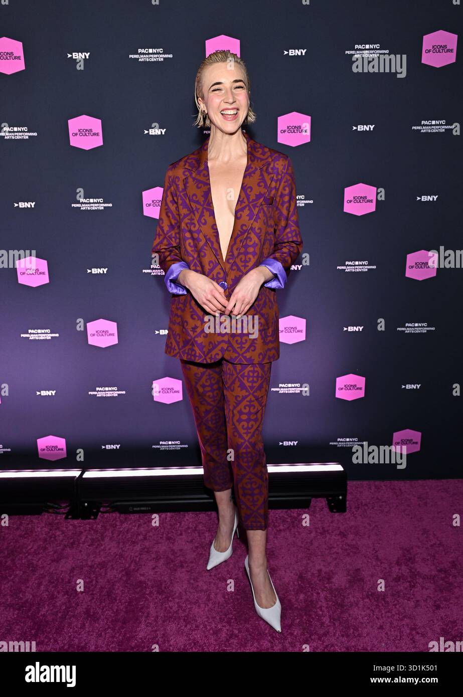 Julia Knitel attends the PAC NYC Icons of Culture Gala at Perelman ...