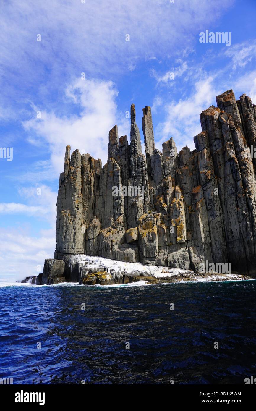 Sea View of Dolerite Cliffs at Cape Raoul, Tasmania Stock Photo - Alamy
