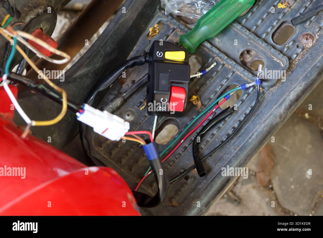 New Handlebar Switches In-hand Change the switch button system, start ...
