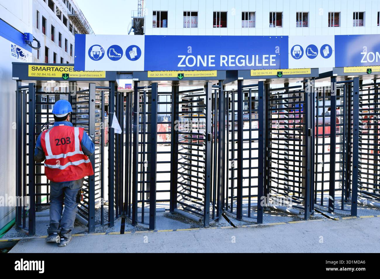 Restricted access site hi-res stock photography and images - Alamy