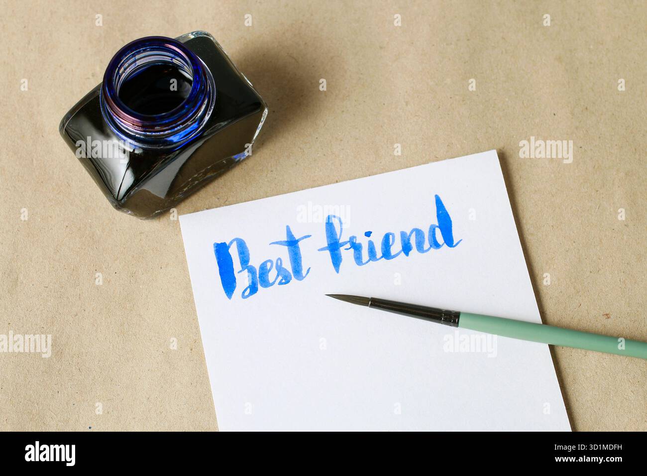 Handwritten words: best friend. Retro style Stock Photo - Alamy