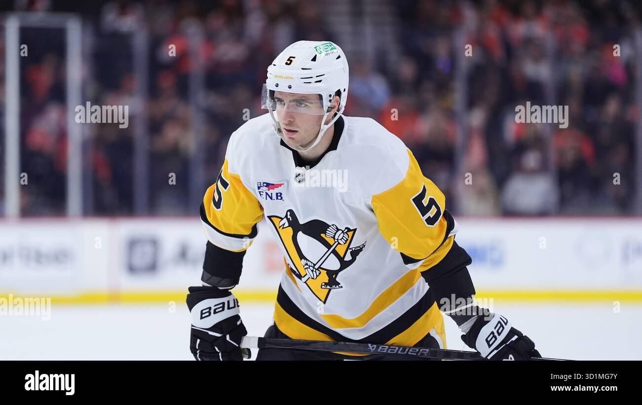 Pittsburgh Penguins' Ryan Shea plays during an NHL hockey game, Tuesday ...