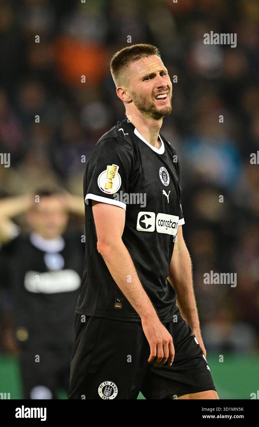 Karol Mets (St. Pauli) Hamburg, October 28, 2025, Football, DFB Cup ...