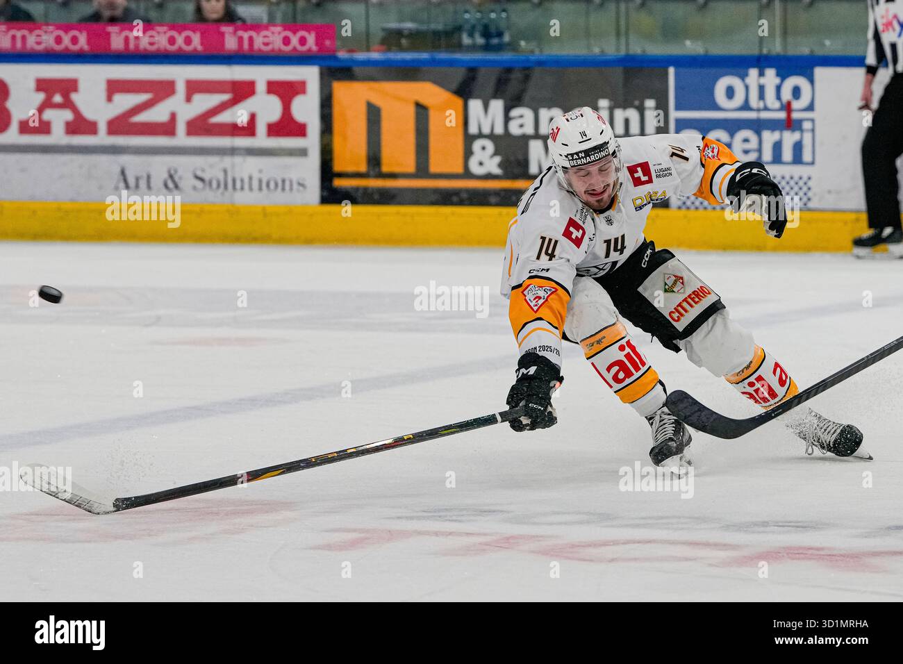 28/10/2025, Ambri, Gottardo Arena, NL: HC Ambri-Piotta - HC Lugano, #14 ...
