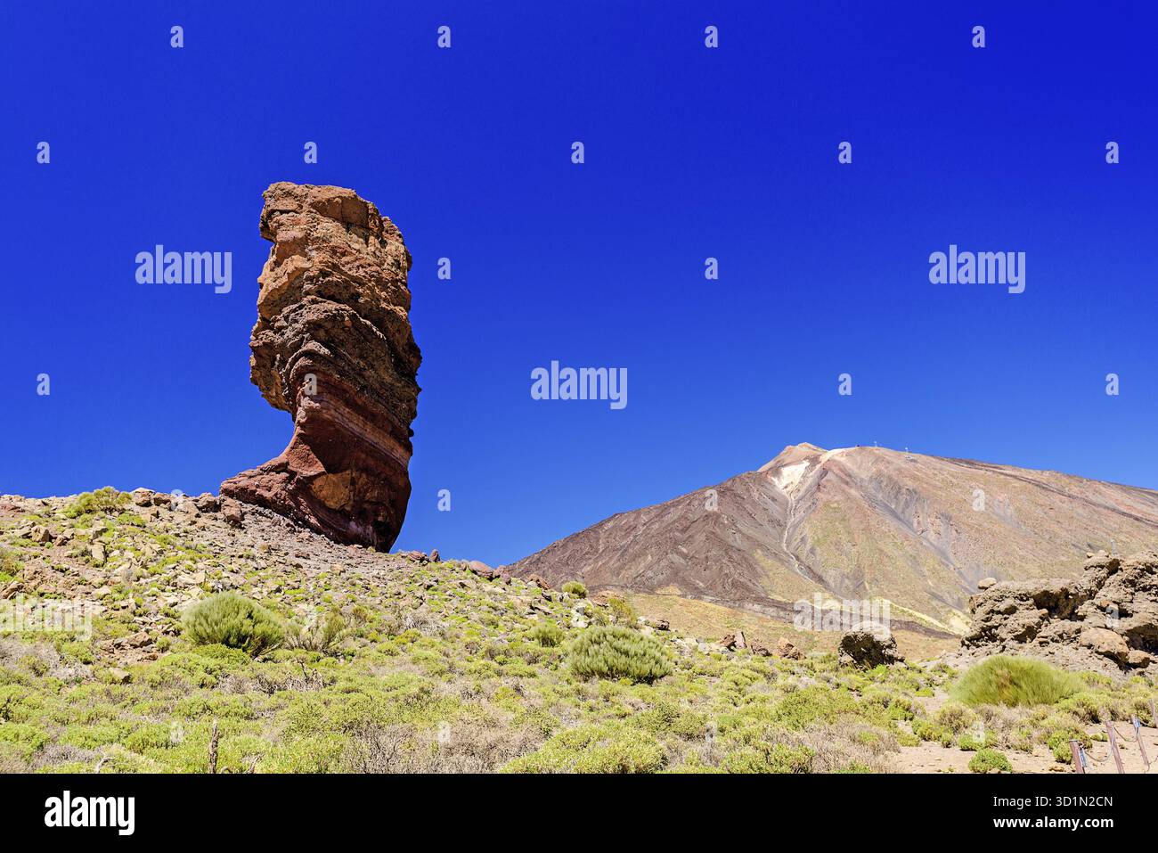 View of the beautiful Roque Cinchado, also known as Los Roques de ...
