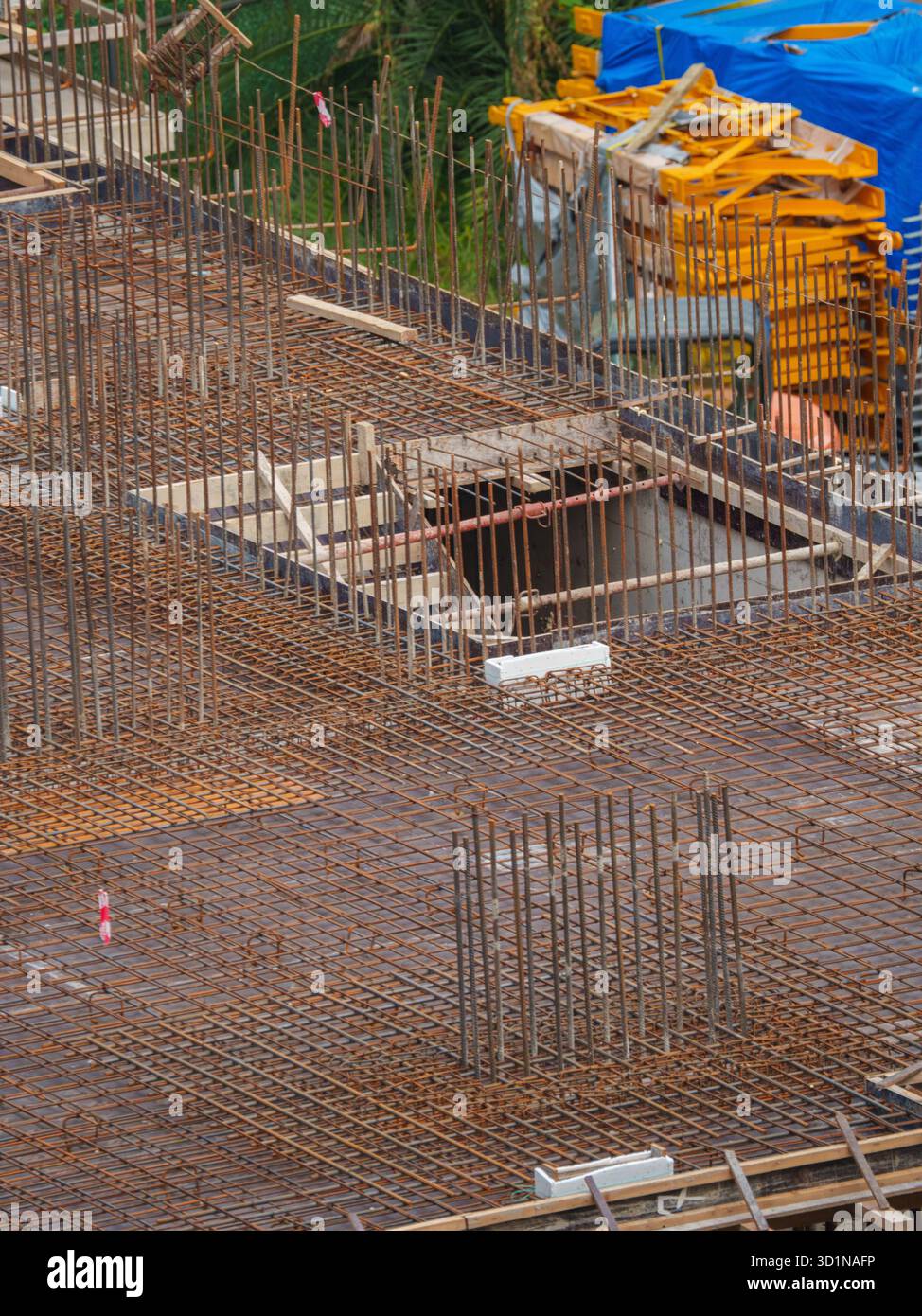 Steel Rebar Grid for Reinforced Concrete Slab Stock Photo - Alamy
