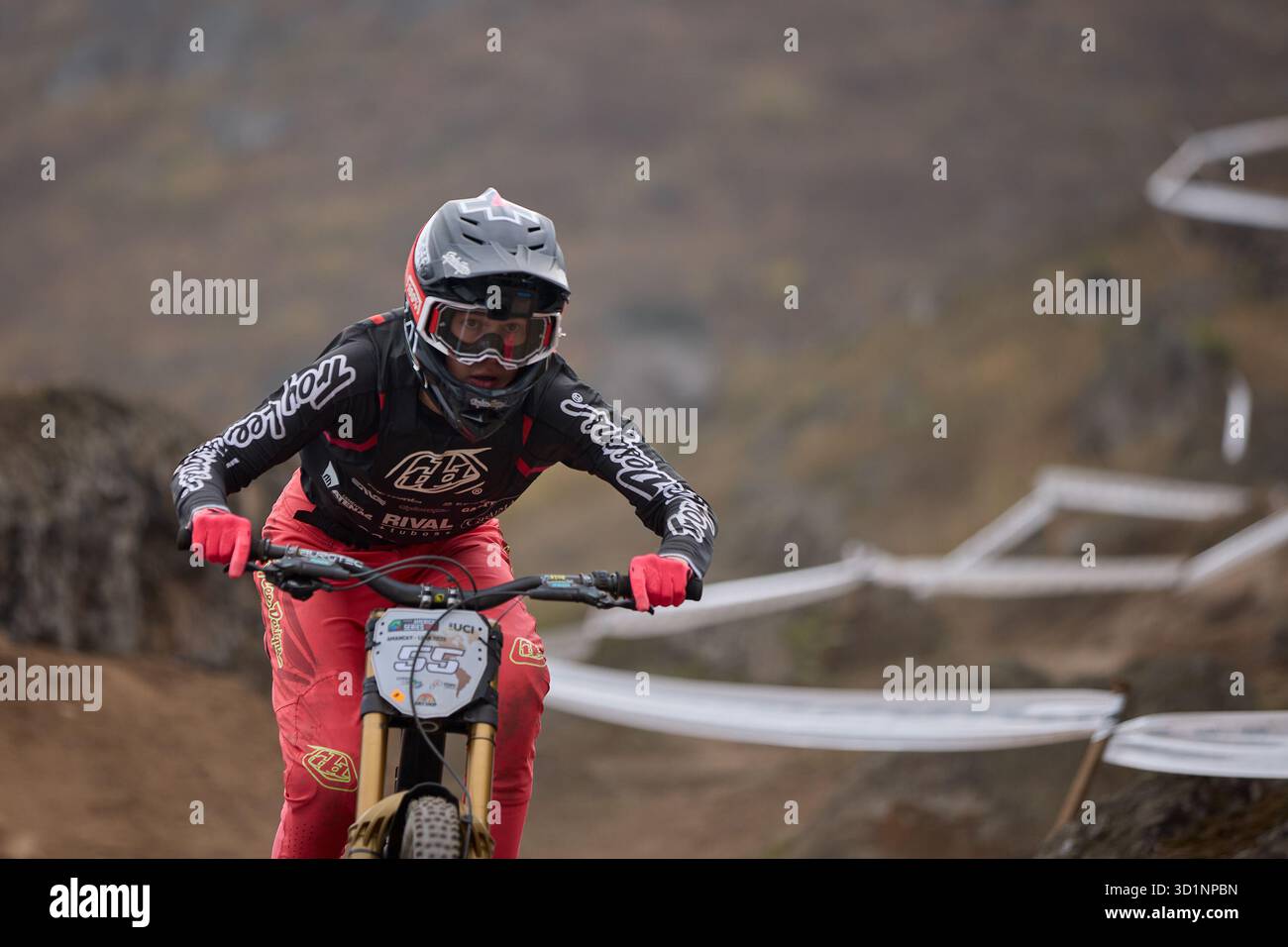 High-speed action on the natural downhill track at the American Series ...
