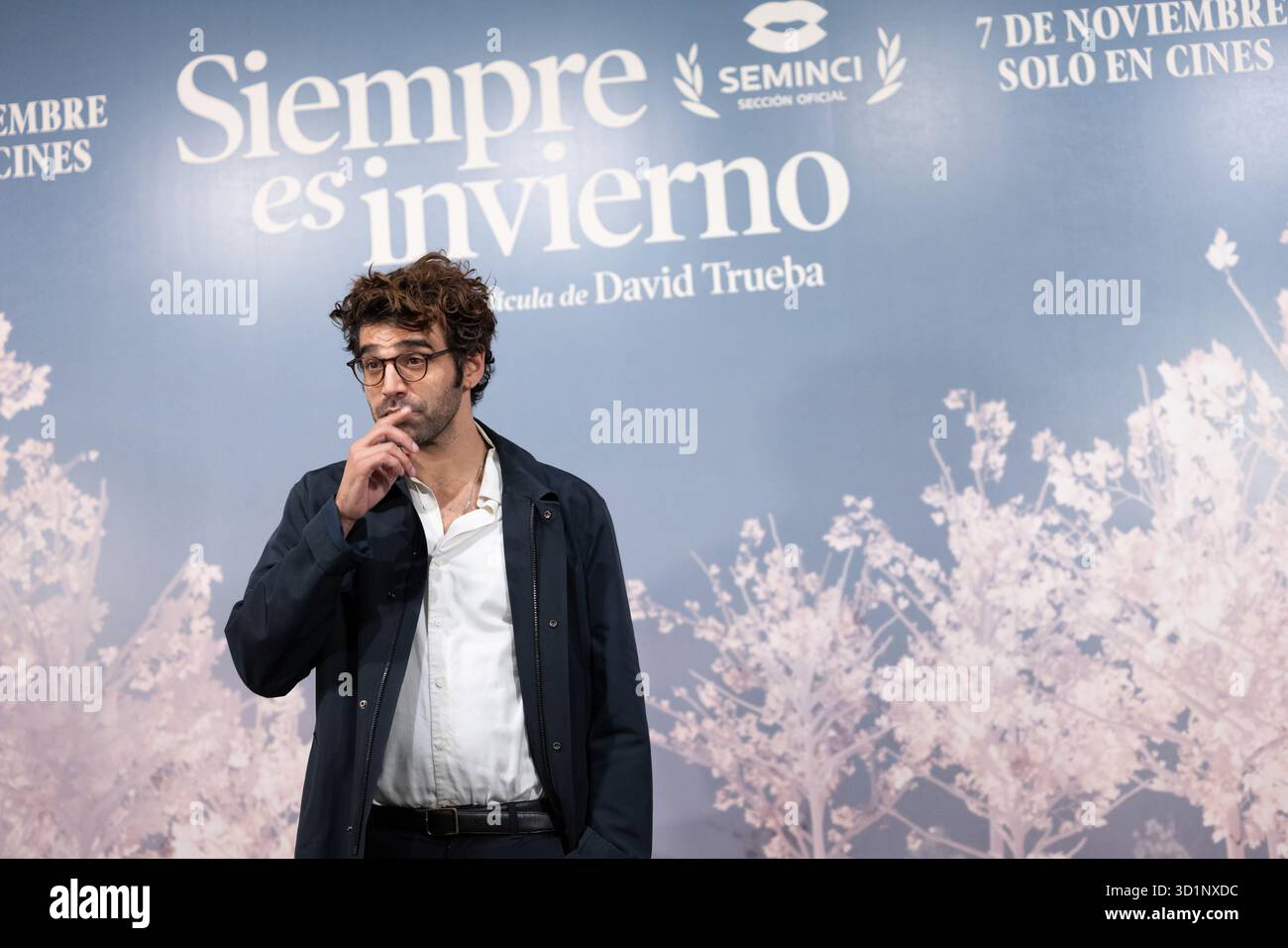 Actor David Verdaguer poses at the photocall of the film 'Siempre es ...
