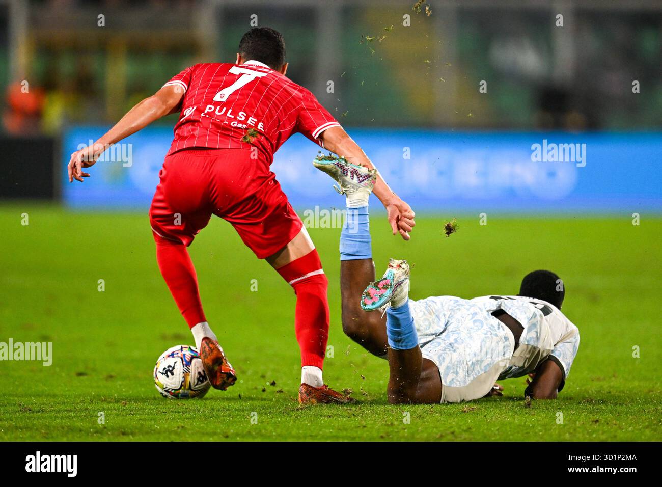 Paulo Azzi (A. C. Monza) in action against Claudio Gomes (Palermo F.C ...