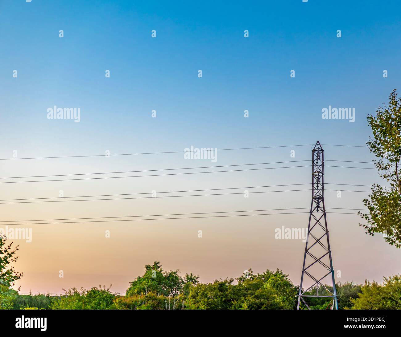 Electrical wires on tower hi-res stock photography and images - Alamy