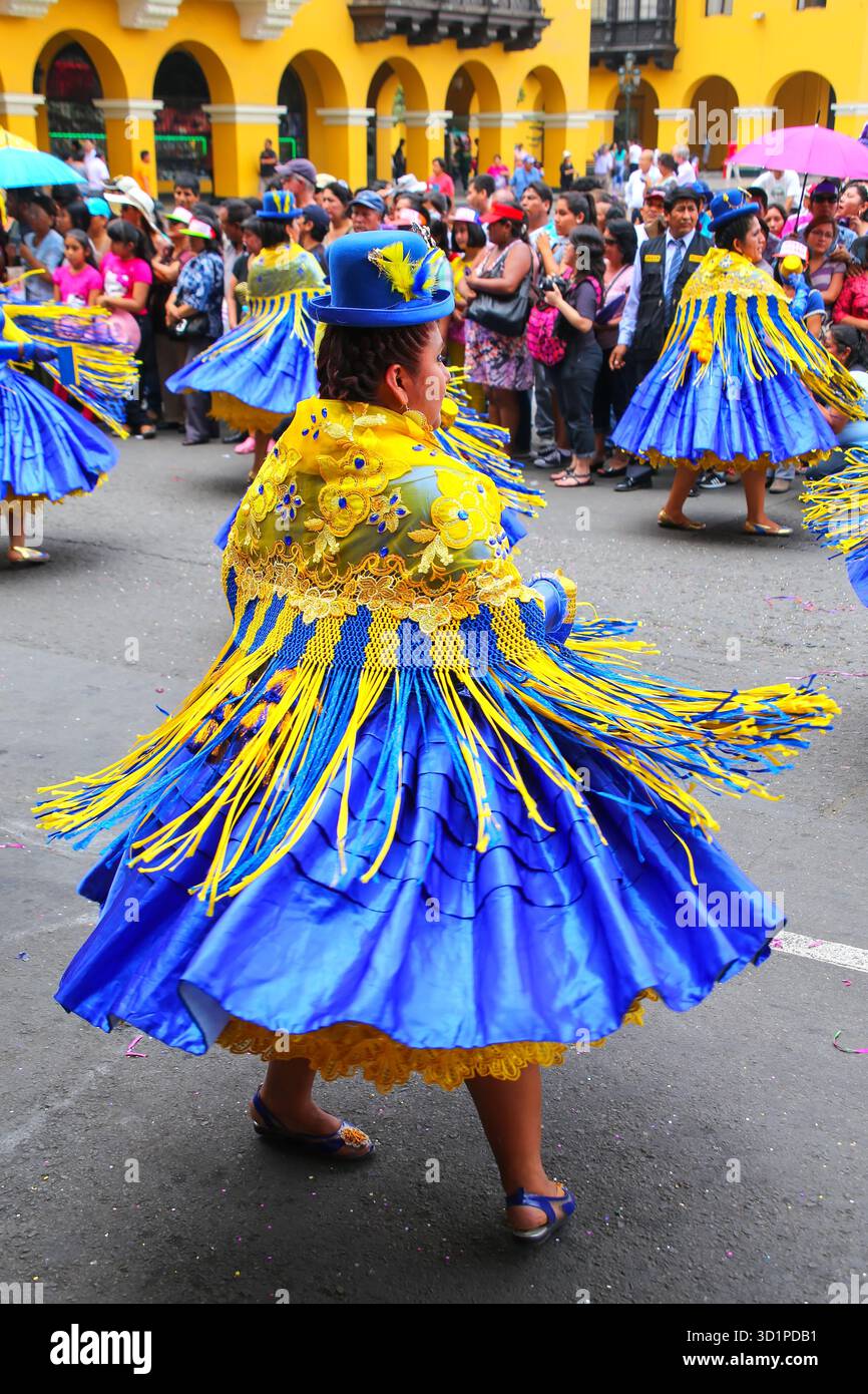 Local women dancing during Festival of the Virgin de la Candelaria in ...