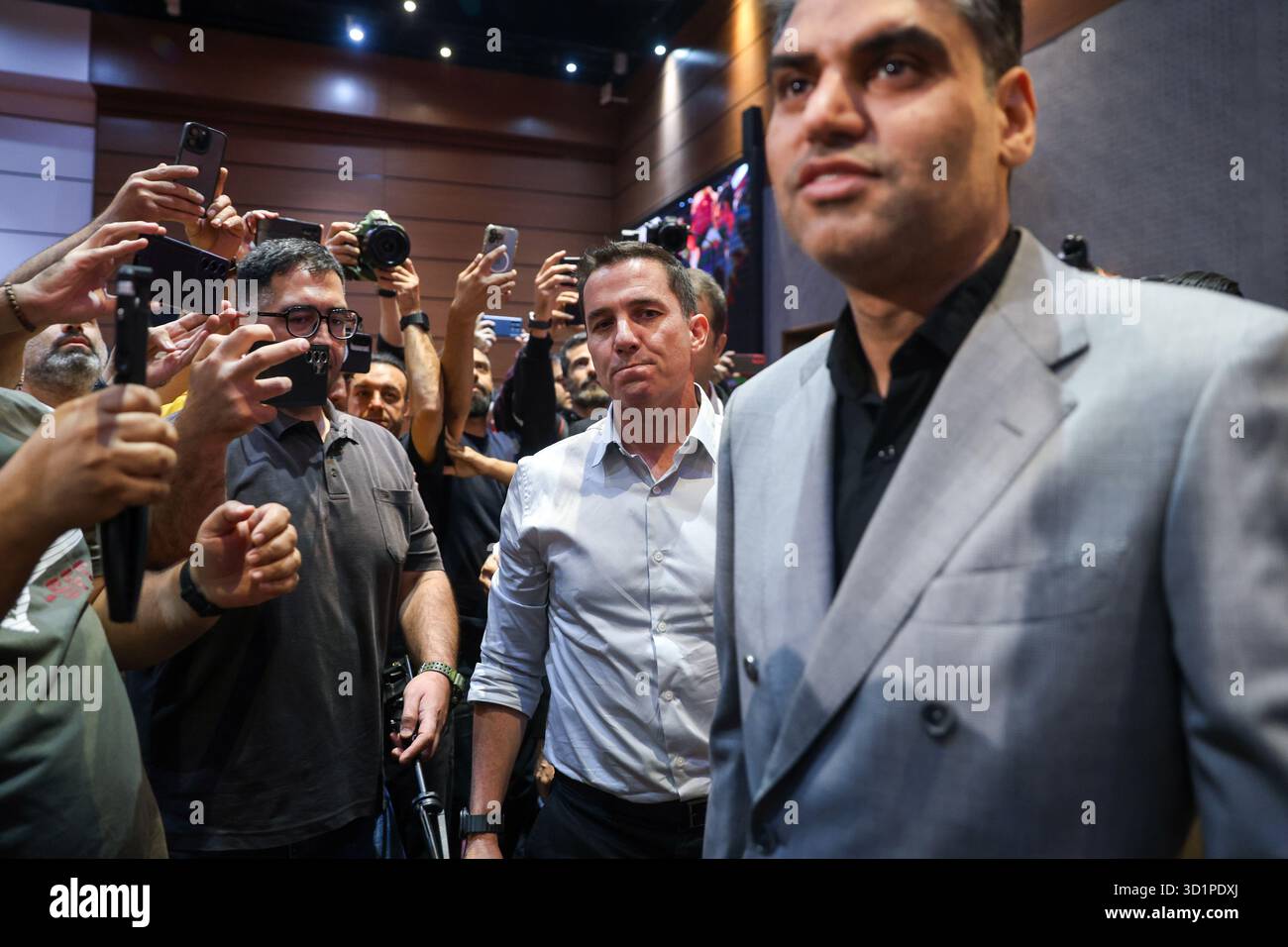 Osmar Loss Viera, the new head coach of Persepolis FC, and Peyman ...