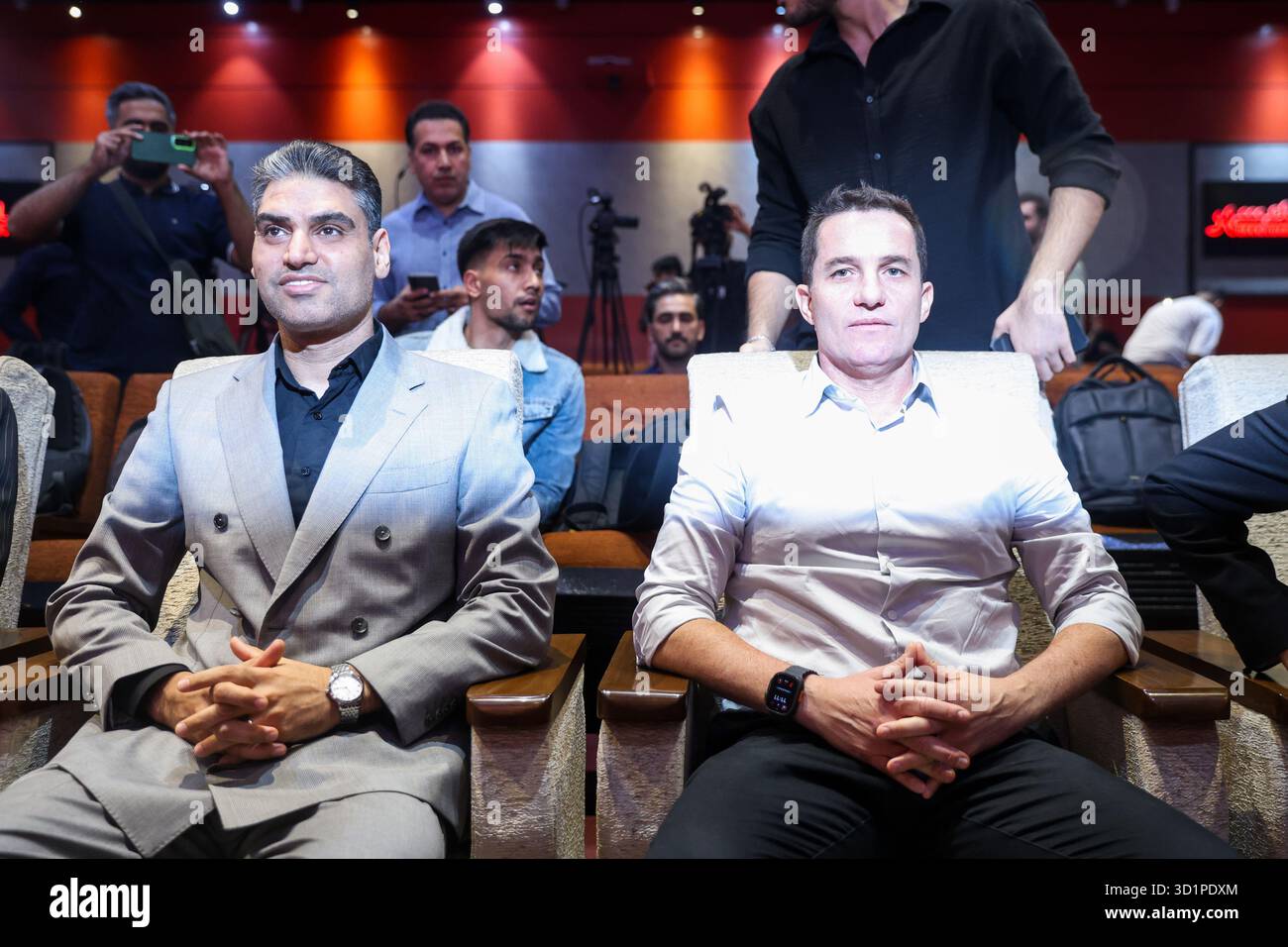 Osmar Loss Viera, the new head coach of Persepolis FC, and Peyman ...