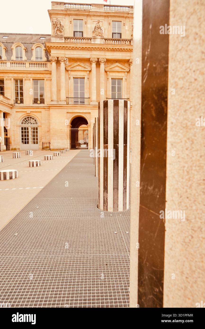 Les colonnes de Buren, Paris France Stock Photo - Alamy