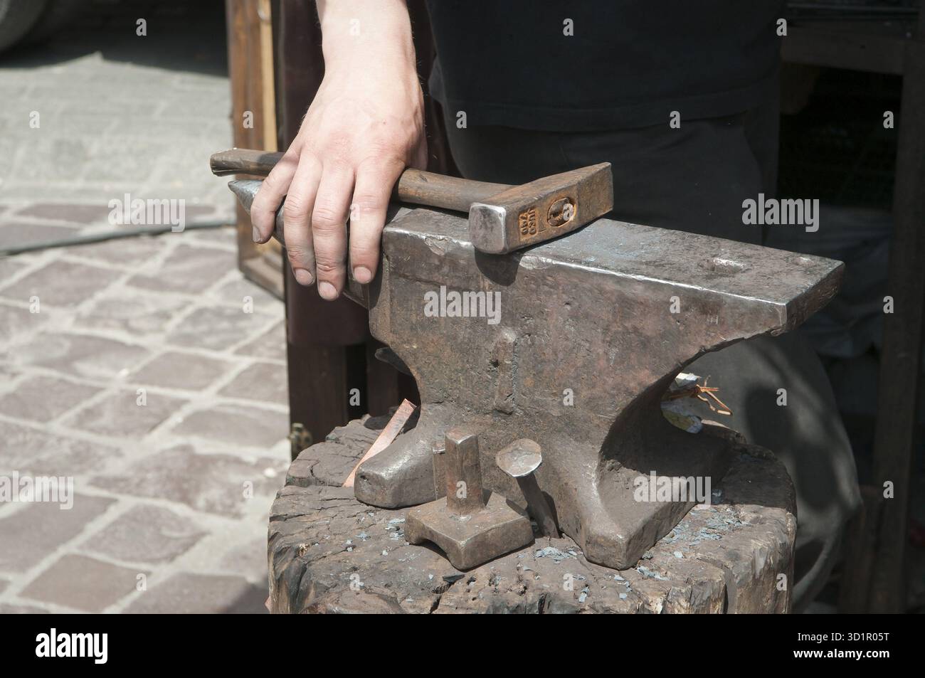 Outdoor blacksmiths shop craft hi-res stock photography and images - Alamy